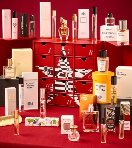 Undina's Looking Glass – Perfumed Reflections of Life